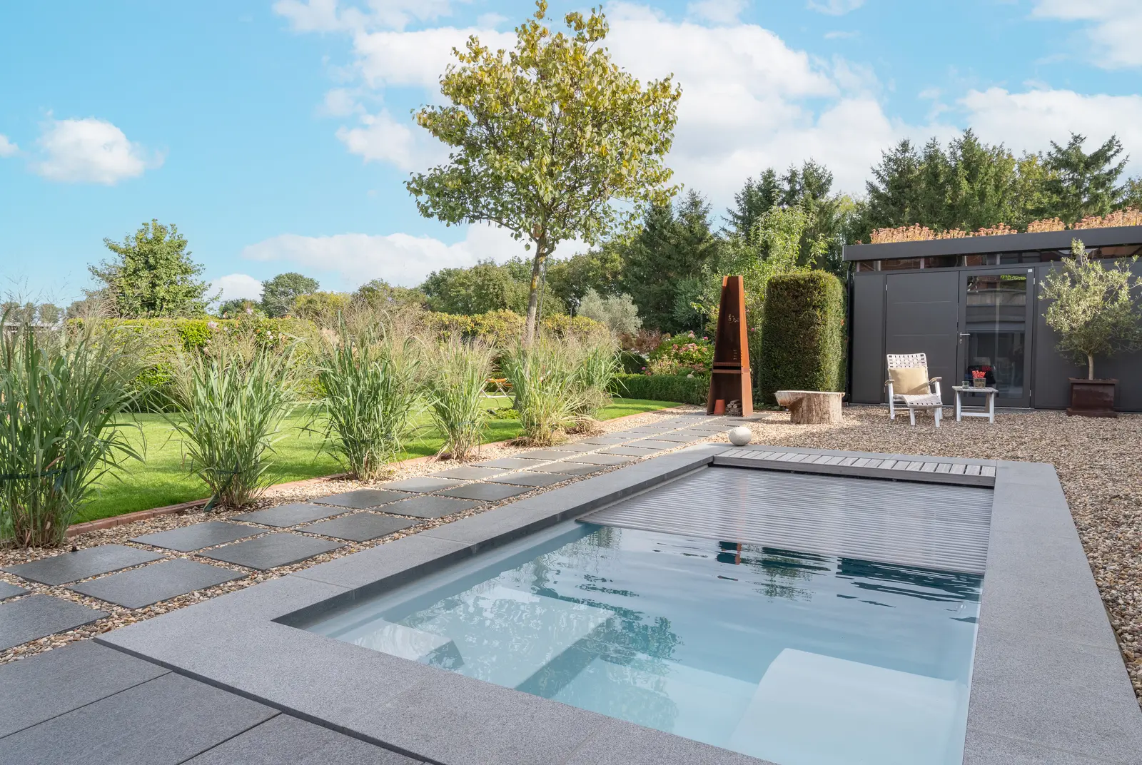 Pools vom Poolfab.de | Pool im Garten mit Liebenslange Qualität